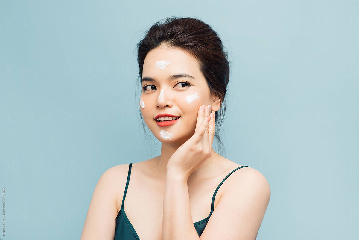 5 Sebab Kenapa Perlu Pakai Moisturizer Setiap Hari