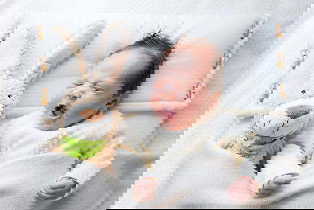 What Is Flat Head Syndrome In Babies Should You Be Worried