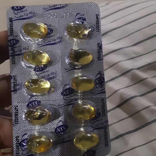Eveprim Ganito po ba ang evening primrose oil na iniinom at