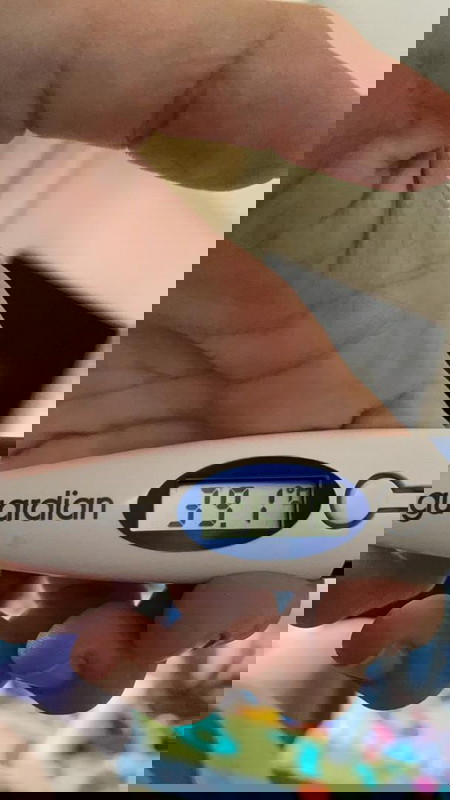 Demam dan tonsil Anak dah 3 hari demam dan ada tonsil. Dokto