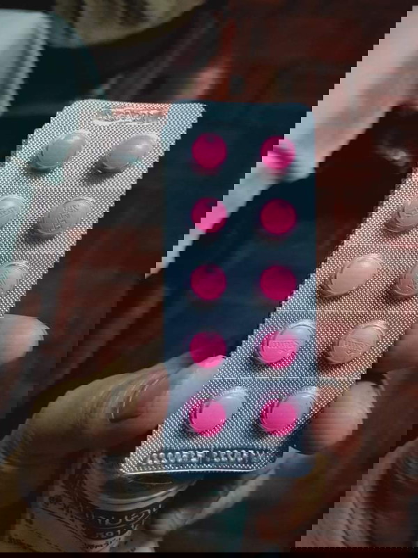 สอบถามยาหน่อยค่ะ neuviplex ยาตัวนี้คนท้องสามารถทานได้ไหมคะ