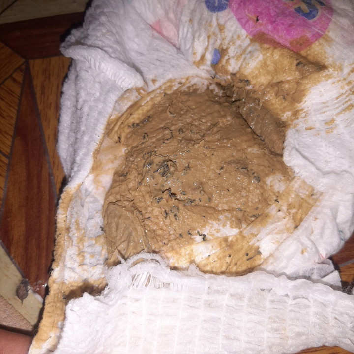 Poops ni baby Hello mga mhe pasintabi lng po sa mga kumakain