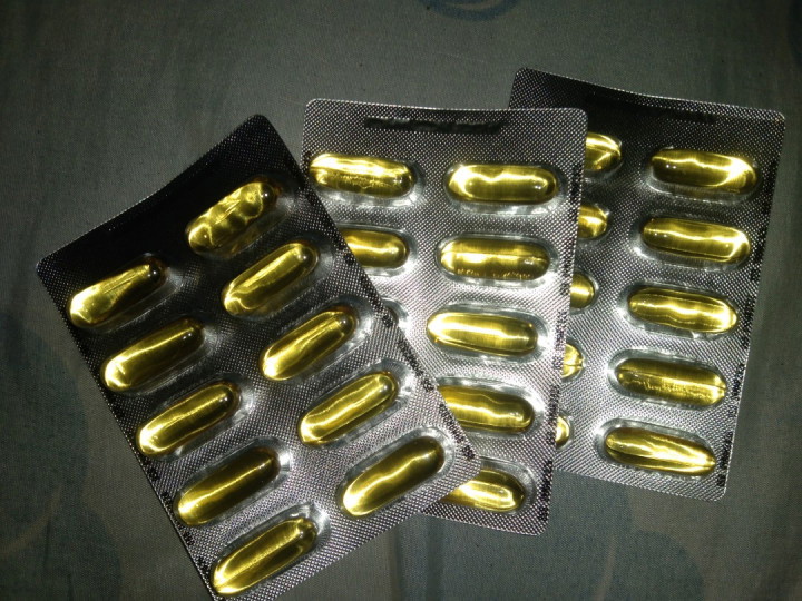 PRIME ROSE CAPSULE SELLING 30 PESOS PER TABLET, SA WATSONS O