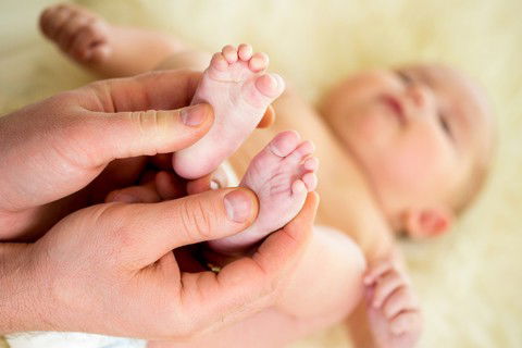 The benefits of Foot Reflexology for Filipino babies