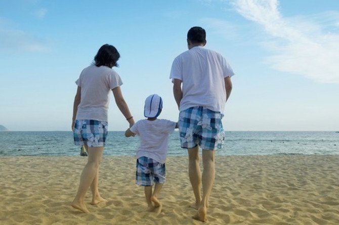 9 Simple Ways To Make Your Child Feel Loved - theAsianParent