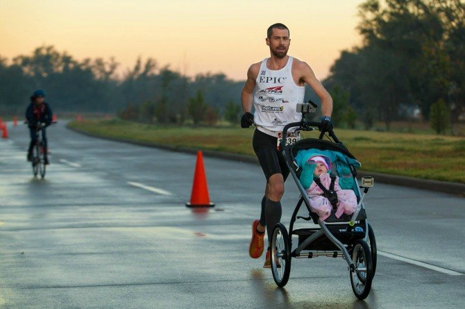 Stroller-Pushing Dad Wins Half-Marathon; Breaks World Record