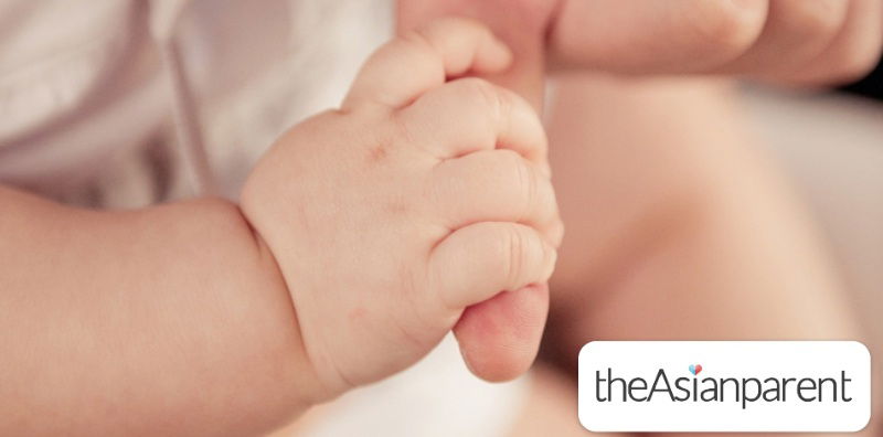Baby Dominant Hand: How Does It Affect My Baby's Development