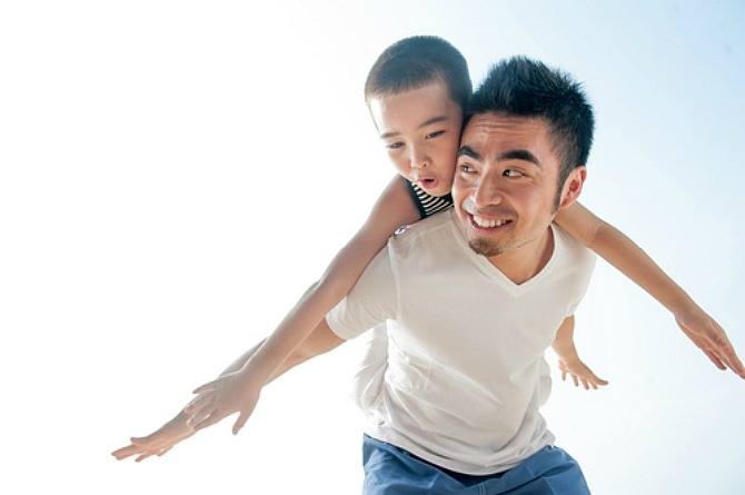 How To Raise A Child Who Doesn't Give Up (No Matter How Tough Life Gets)