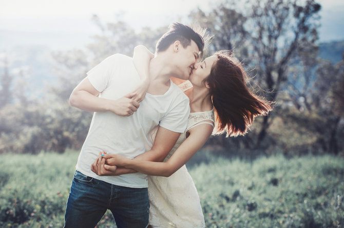 This One Rule For Hugging Can Bring Your Family Closer Together