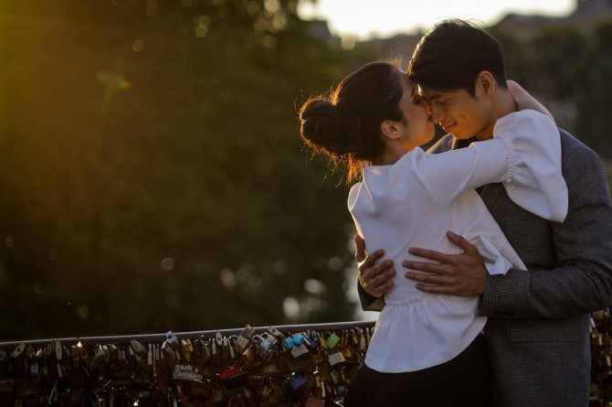 Maxene Magalona and Rob Mananquil Share Engagement Photos