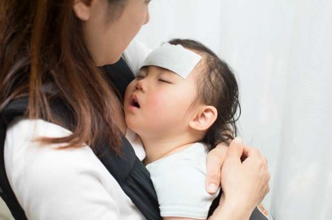 Baby's Fever: Do's And Don'ts That All Parents Must Know