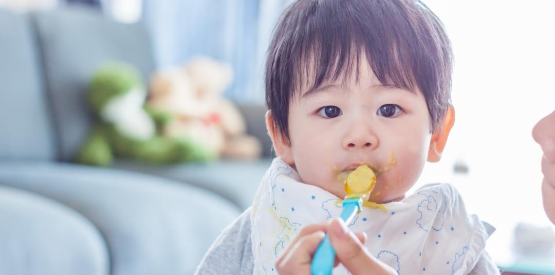 Blow On Your Baby's Food Is A No-No: It Does More Harm Than Good