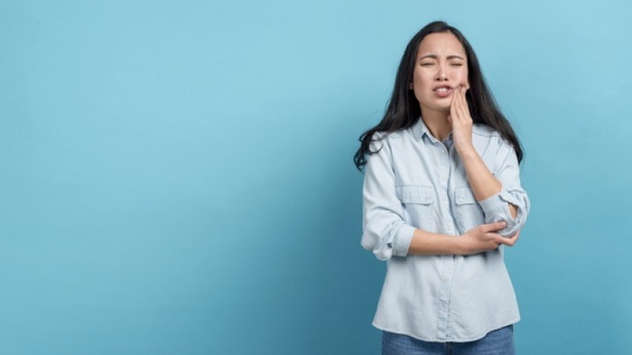 Swollen cheeks due to toothache? 10 home remedies for sore teeth