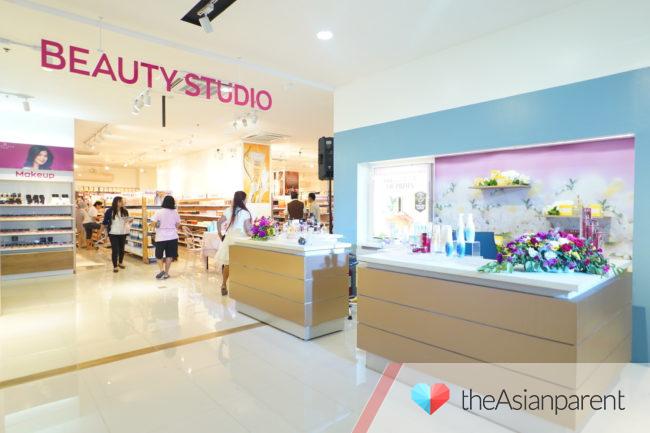 Avon launches its brand new branch model in Taft Avenue