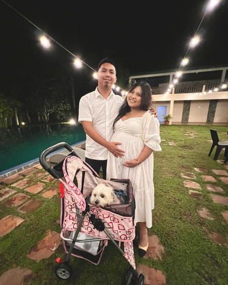 Viy Cortez Maternity Photoshoot Looks Like Greek Goddess
