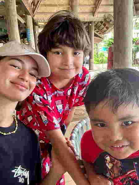 Esther Lahbati To Daughter Sarah Lahbati: “No One Can Hurt You” Esther Lahbati To Daughter Sarah Lahbati: “No One Can Hurt You”