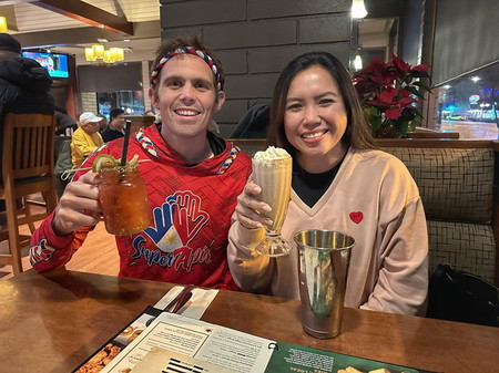 Vlogger Na Si Kyle Jennerman o Kulas Engaged Na Sa Pinay Na Girlfriend