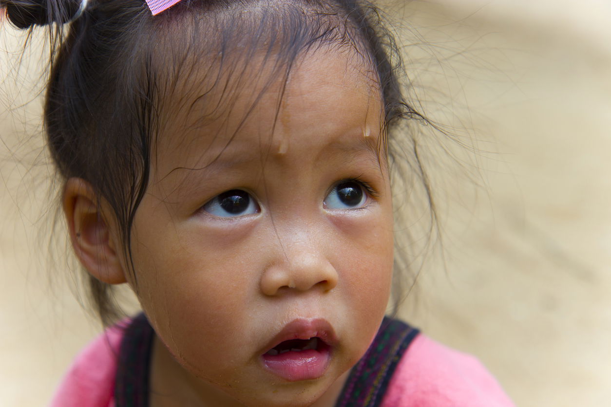 Sa Init ng Panahon, Gaano Ba Kadalas Dapat Maligo ang Bata?