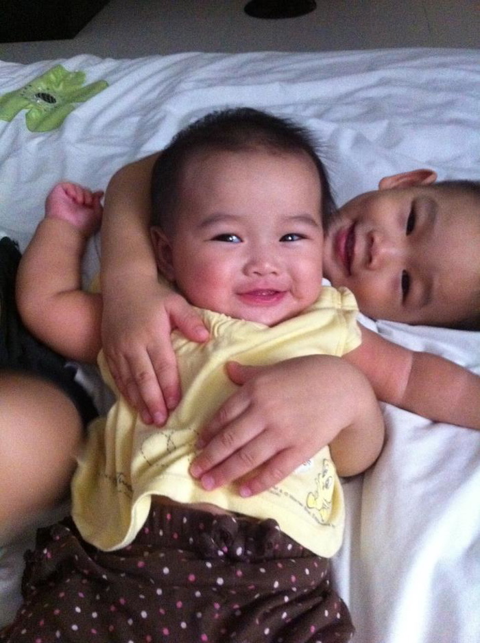 Tips for bonding with baby - Baby reflex and actions