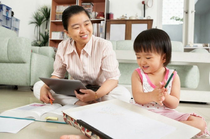 Tips When Choosing A Babysitter: What You Must Bear In Mind