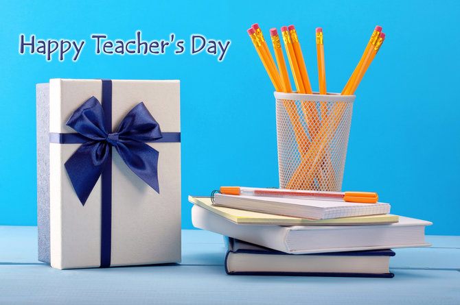 Teachers Day: Awesome Gifts Ideas For Your Favourite Teachers