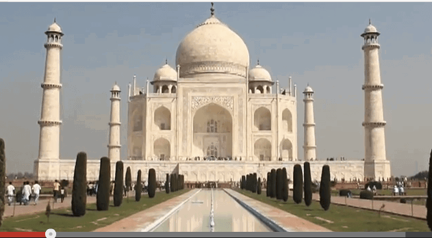 Man builds mini Taj Mahal as tribute to wife