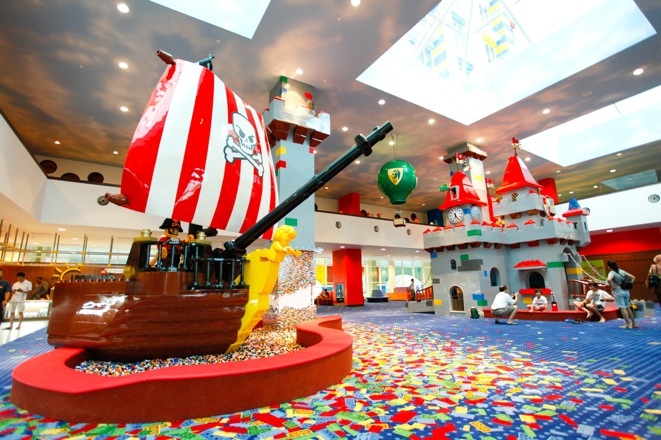 12 Days of Christmas BIG Gift-awayI LEGOLAND Hotel package