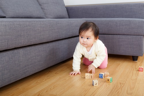 RIE Philosophy Singapore- Pros and Cons of Resources for Infant Educarers