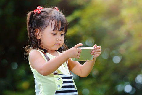 Device Use By Kids In Asia - Study About Parental Controls