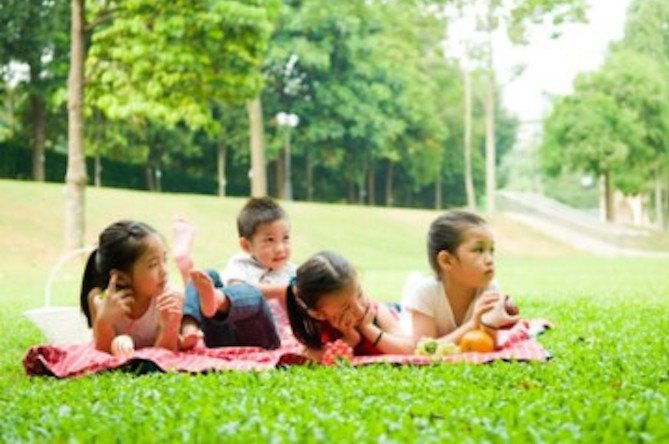Kids Activities: 5 Daily Schedules For The Holidays