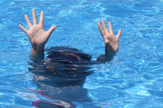 Heroic Girl Drowns Trying to Save Cousin at a Swimming Party