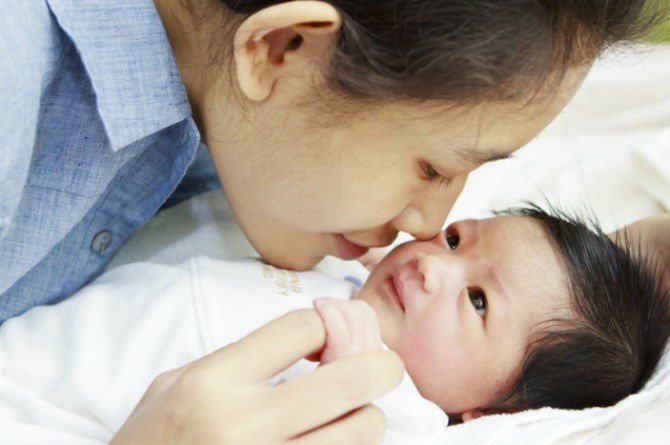 Newborn Bond: 4 Simple Ways To Form An Eternal Bond