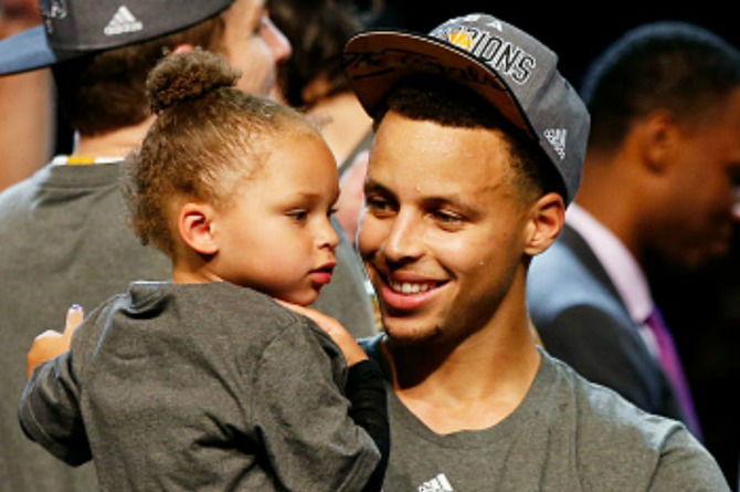 3-Year-Old Riley Singing 'Happy Birthday' To Dad Stephen Curry Will ...