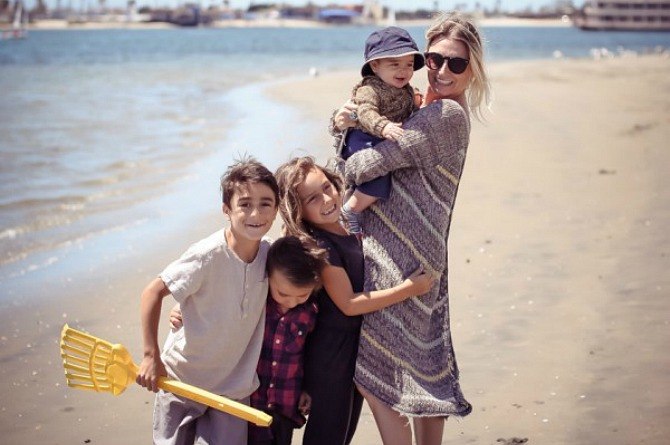 Why Having A Baby In Your 40s Is Awesome. Here's The Answer!