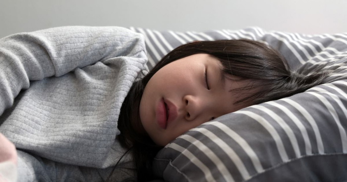 Sleep In Their Own Bed: A Step-By-Step Guide To Make Your Child Follow