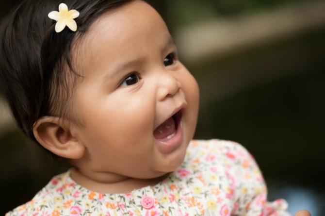 When Do Babies Talk? An Early Childhood Development Guide