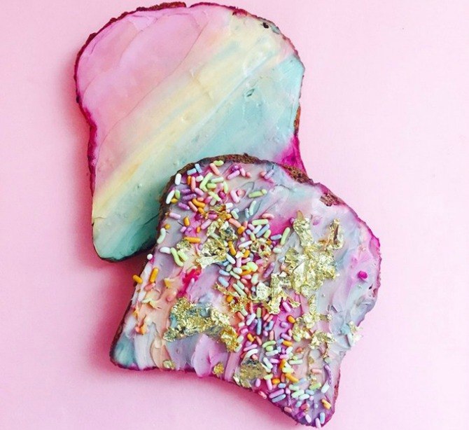 The Dreamy Mermaid And Unicorn Toast For Kids Trend That's Breaking The ...