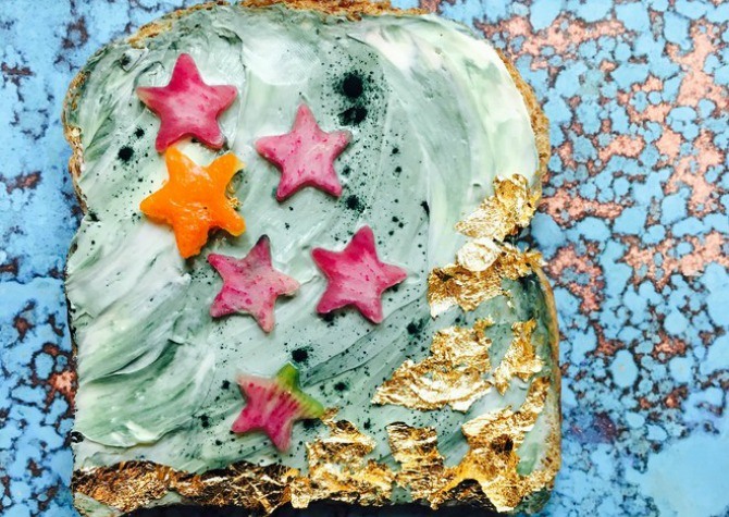 The Dreamy Mermaid And Unicorn Toast For Kids Trend That's Breaking The ...