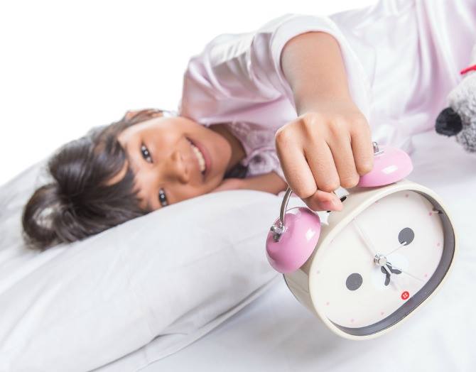 Children adopt bad sleeping habits from parents. Here’s what you can do