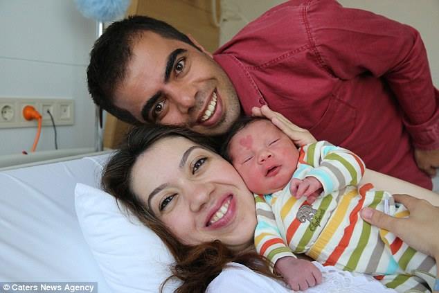 Baby Birthmarks: This Baby Has One Of The Cutest Birthmarks Ever!