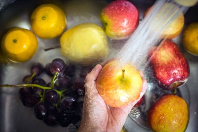 How To Clean An Avocado And Other Hard Fruits, As Advised By The FDA