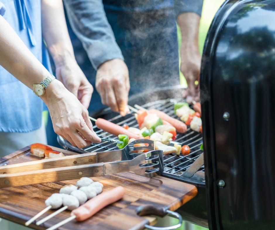 Ultimate BBQ Party Ideas: Tips, Tricks And Easy Recipes For The Holidays!