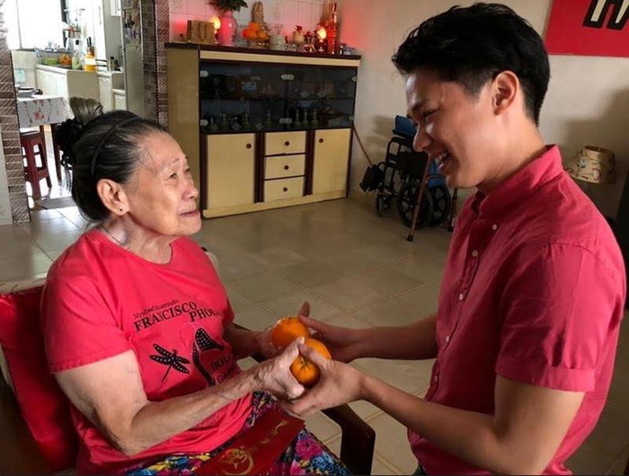 Chen Yixin, Yixi Will Still Kneel Before Elders This CNY Says Parents