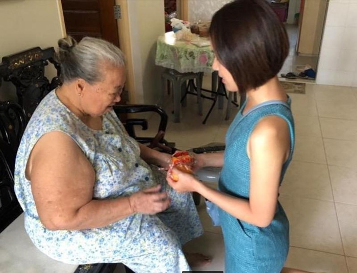 Chen Yixin, Yixi Will Still Kneel Before Elders This CNY Says Parents