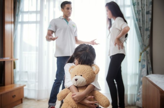 How To Make Your Shy Child Confident: 7 Helpful Ideas For Parents To Try