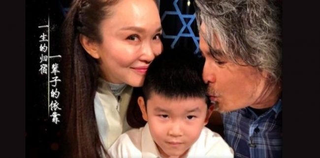 Dad Christopher Lee Shares Photos & Anecdotes of their Son Zed