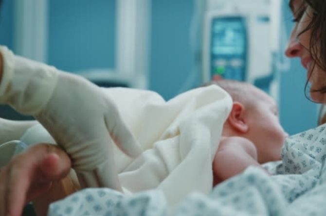 Delivery Room Procedures: 5 Steps That Ensure Your Newborn's Safety