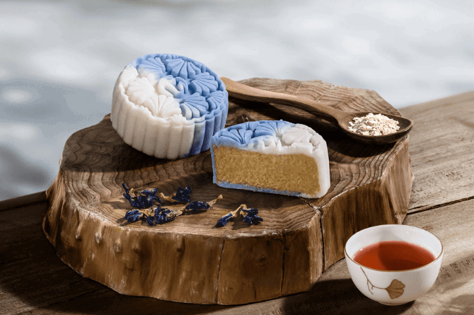Mid Autumn Festival 2021: Resorts World Sentosa’s Mooncakes