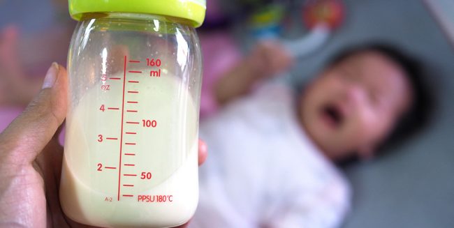 How to Stop Living with Low Milk Supply: 4 Tips To Help New Mamas