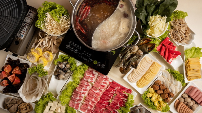 12 Sizzling Hot Pot Singapore Delights and the Best Steamboat Spots